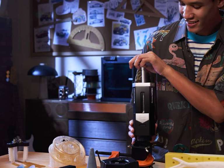 SALTGATOR debuts desktop soft-gel injection machine on Kickstarter - A ...