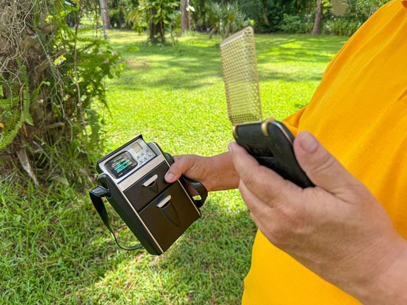 The Wand Company Star Trek Tricorder review - My landing party set is ...
