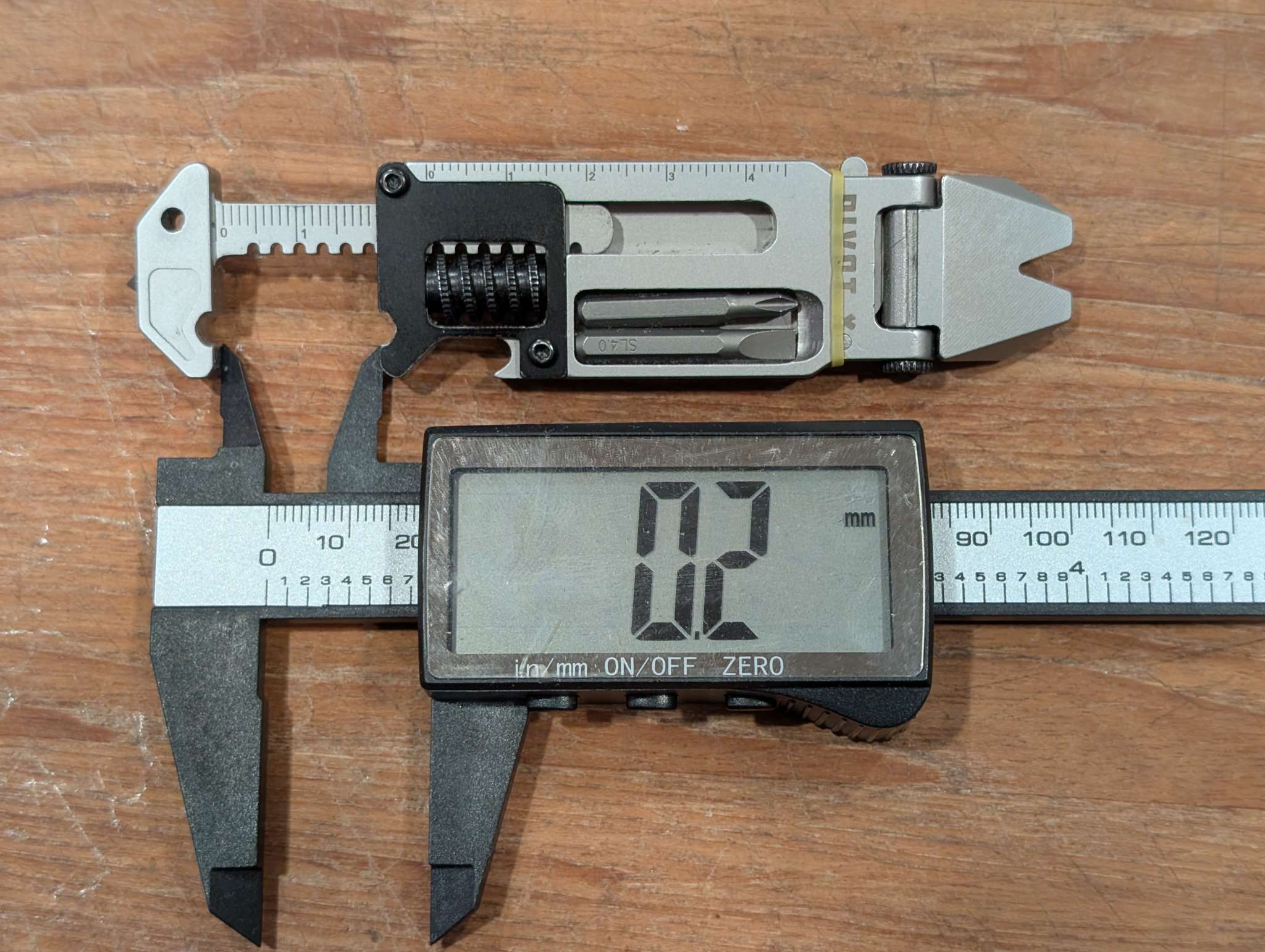 Pivot X Wrench review - 8-in-1 multi-tool - The Gadgeteer