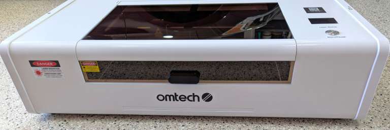 OMTech Polar Lite 55W Desktop CO2 Laser Engraver and Cutter review ...