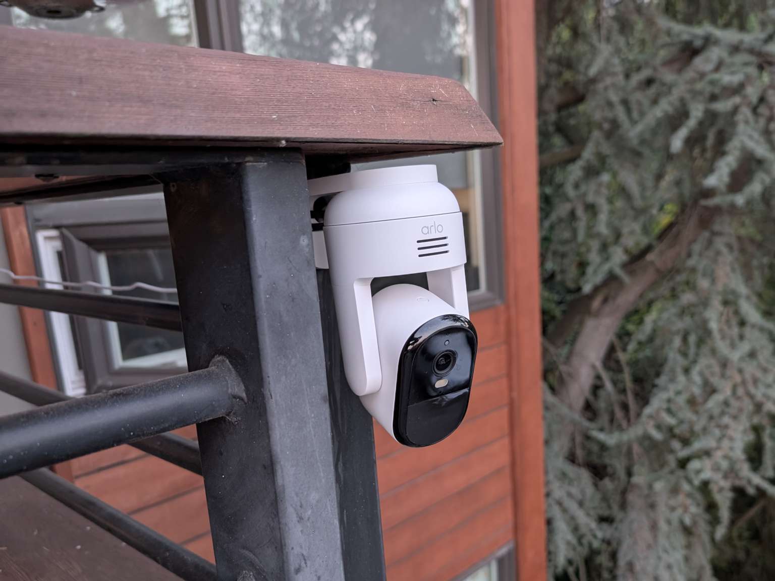 Arlo Essential Pan Tilt Smart Home Security Camera review - Affordable ...