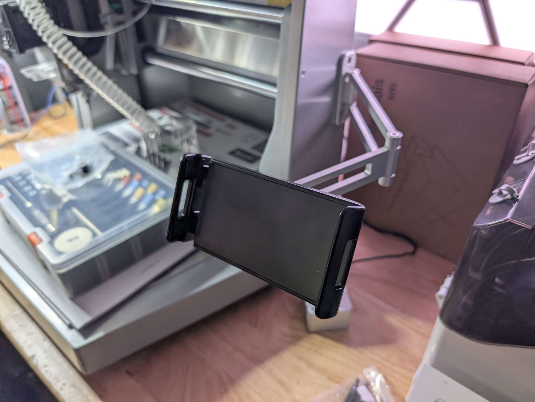 Makera Carvera Air Desktop CNC Machine review - Full CNC power in ...