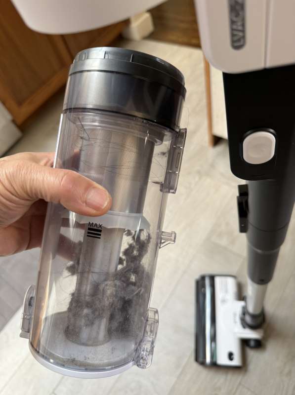 Levoit LVAC-200 and LVAC-300 cordless vacuum cleaner review - The Gadgeteer