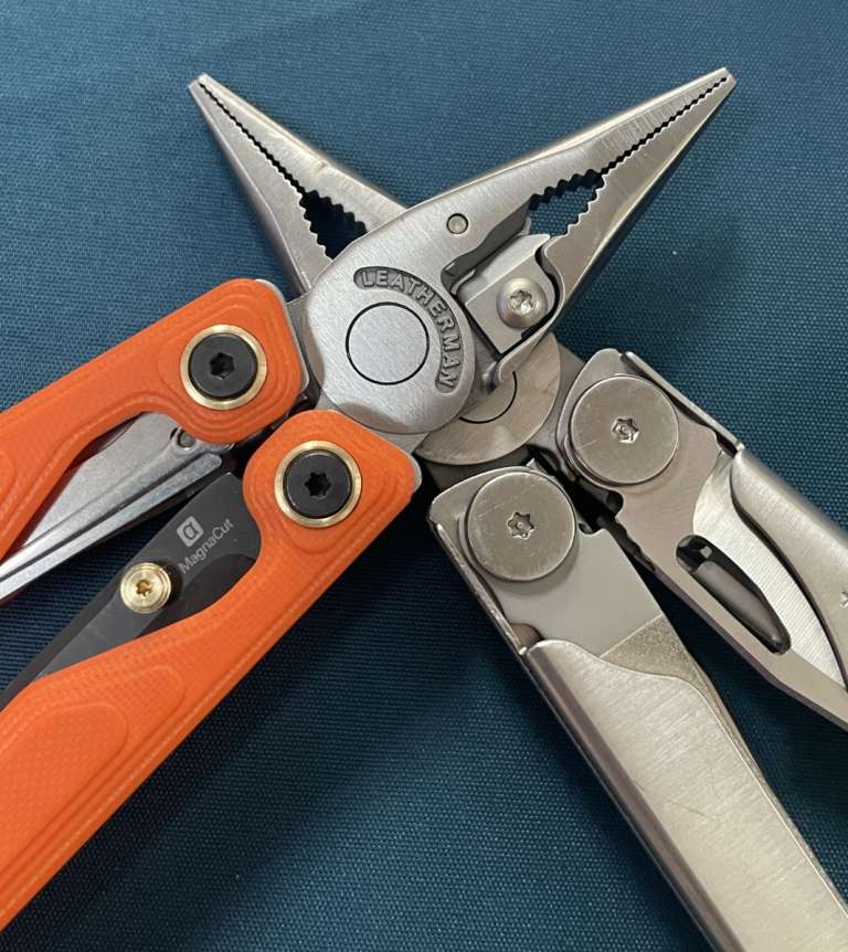 Leatherman Wave Alpha Multitool review – A premium tool with a MagnaCut ...