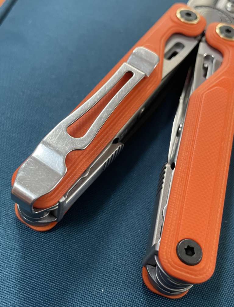 Leatherman Wave Alpha Multitool review – A premium tool with a MagnaCut ...