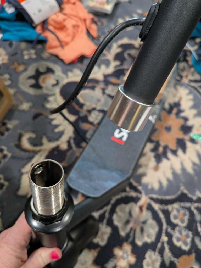 iScooter IK3 electric scooter review - Designed for kids - The Gadgeteer