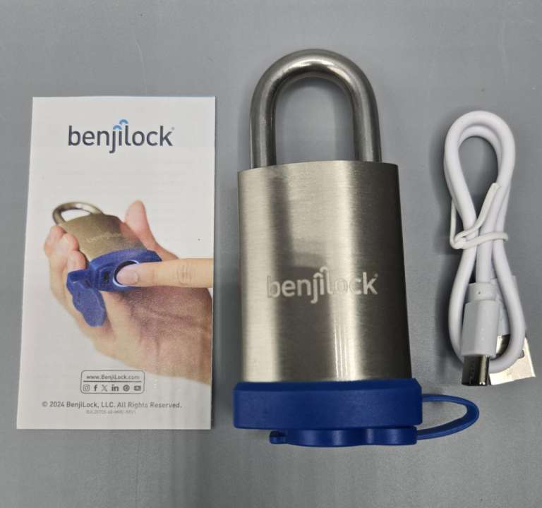 Benjilock Outdoor Fingerprint Padlock Review - The Gadgeteer