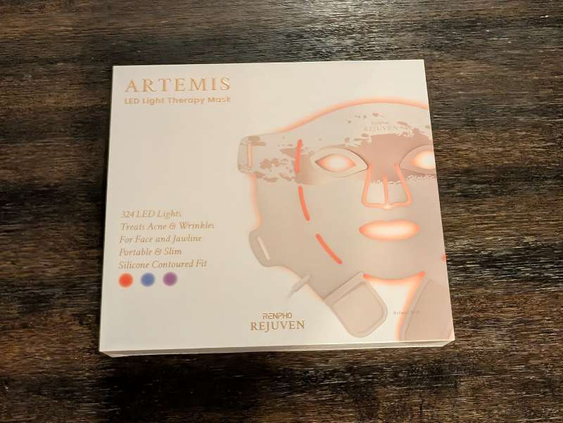RENPHO Artemis LED Light Therapy Mask Review - The Gadgeteer