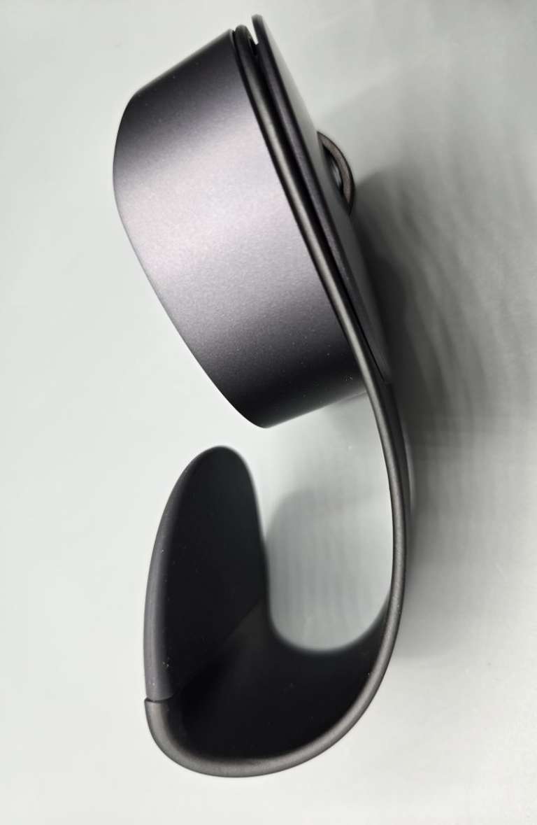 BondClip travel mouse review: the clip‑on mouse that stops living at ...