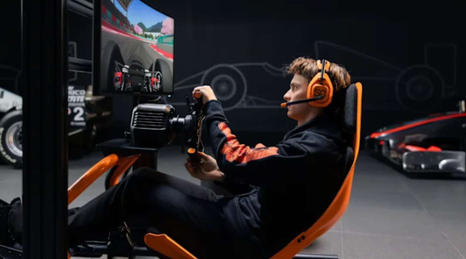 Best F1 Sim Racing Setup 2025: Logitech G PRO Wheel + McLaren Playseat ...