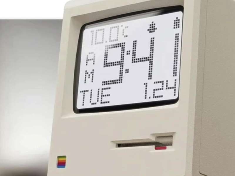 This Tiny Retro Mac Alarm Clock Makes Desk Time Feel Fun Again - The ...