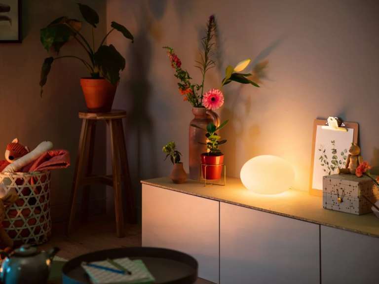Philips Hue Flourish Table Lamp Gets Matter Upgrade and Brighter Output ...