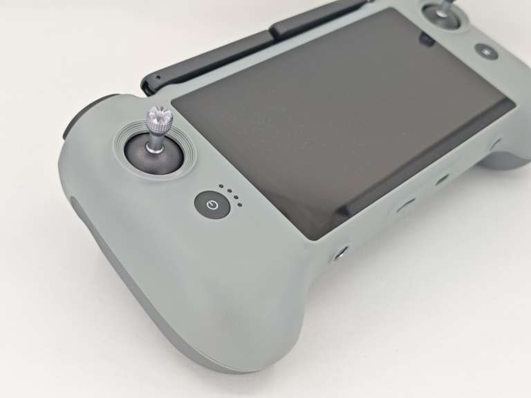 Potensic ATOM 2 Screen Remote Controller review - a nice control option ...